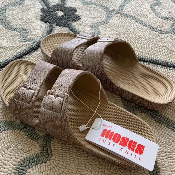 Freedom Moses | Shoes | Freedom Moses Sandals | Poshmark